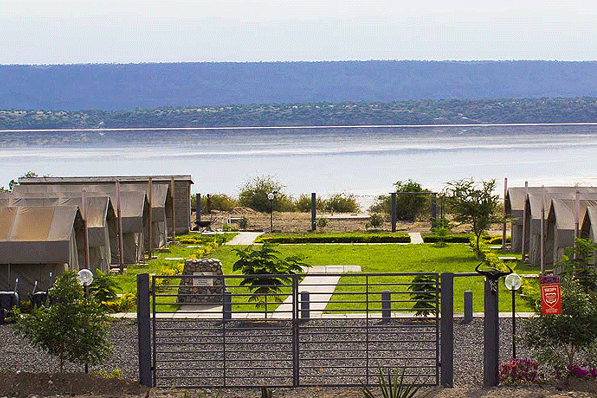 Magadi Tented Camp – A Serene Safari Retreat in the Heart of Nature